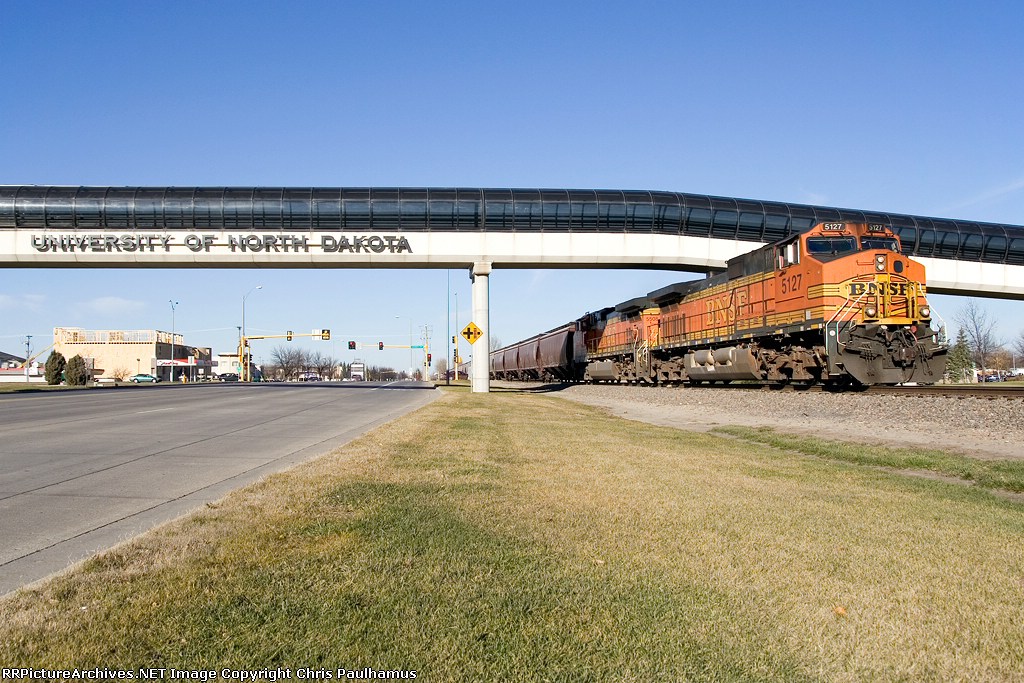 BNSF 5127